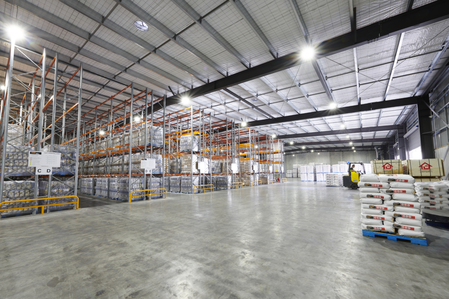 Warehouse & Container Services - Transfreight